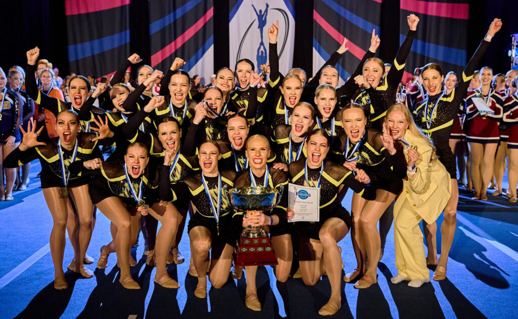 Dancers - Dream Team Cheerleaders